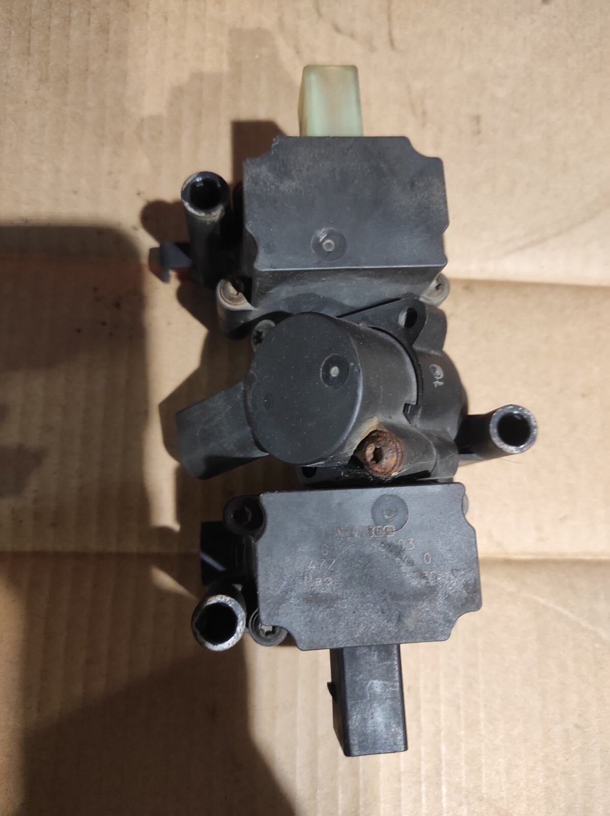Genuine BMW E53 X5 Rolls-Royce Phantom Solenoid Valve Unit For Air ...
