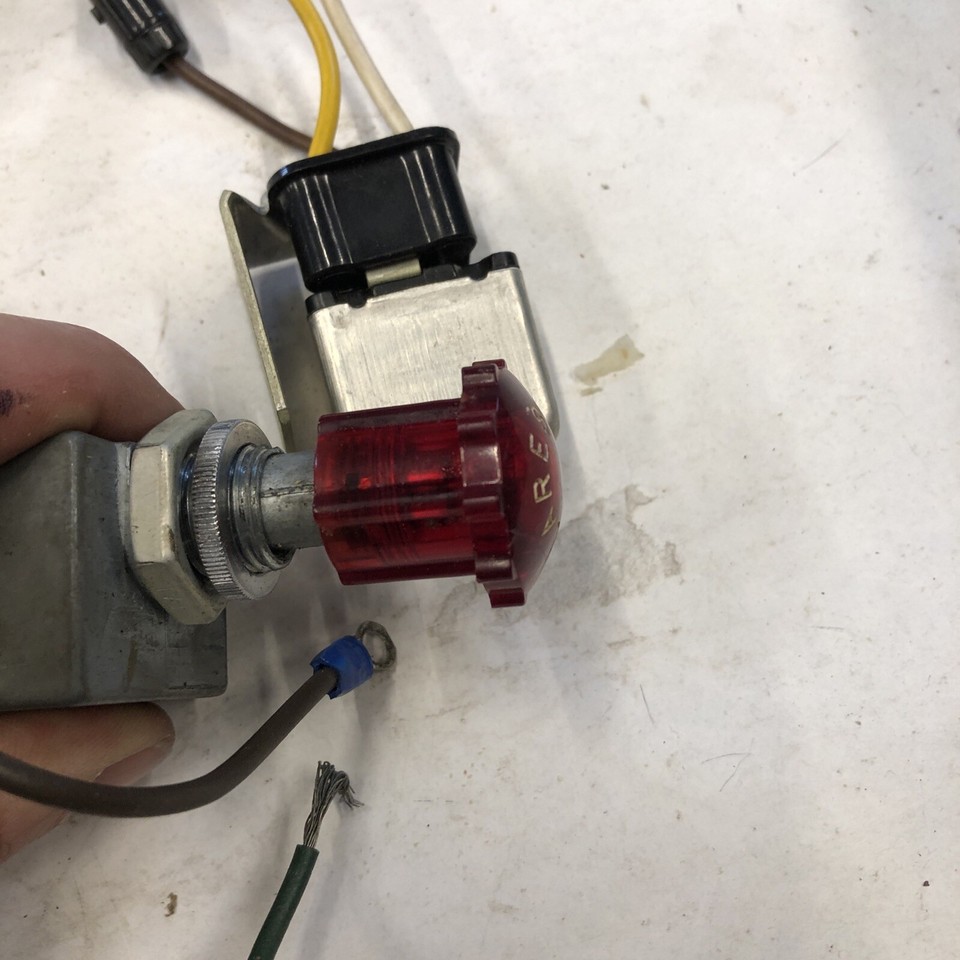 NOS FLARESTAT 107 12V Emergency Hazard 4 way Flasher Light Switch ...