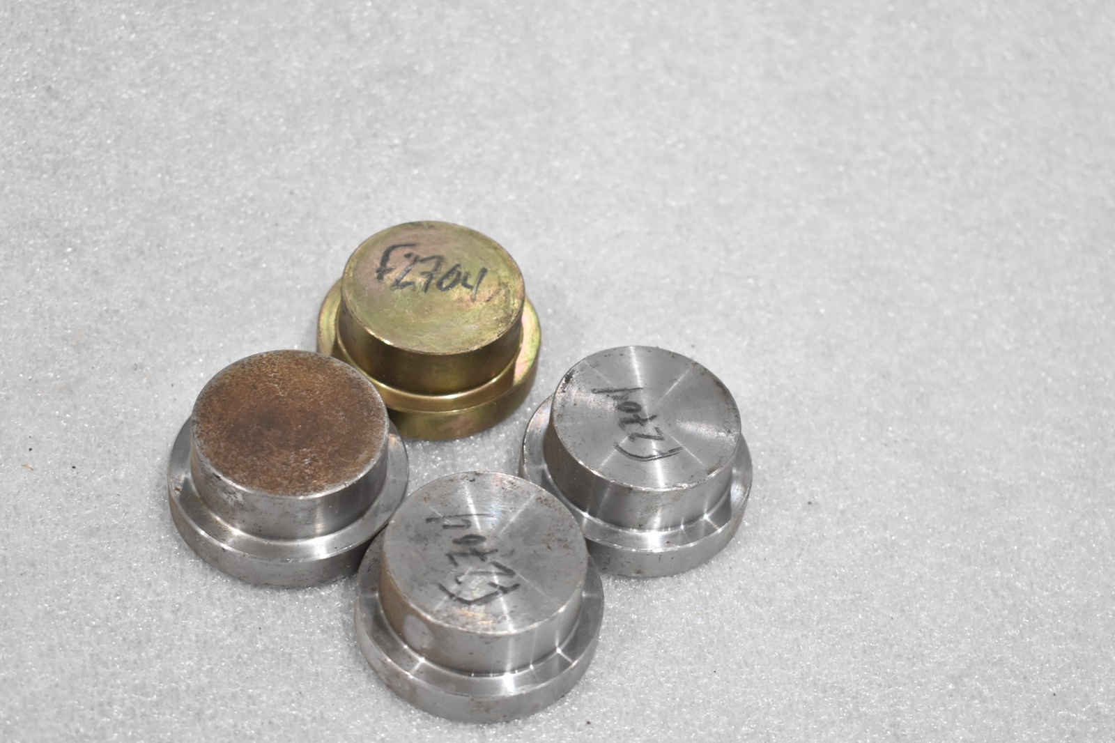 AFP SPLIT FLANGE PLUG F2704, STRAIGHT STEEL, 1-1/4" INCH CODE 62 (LOT ...