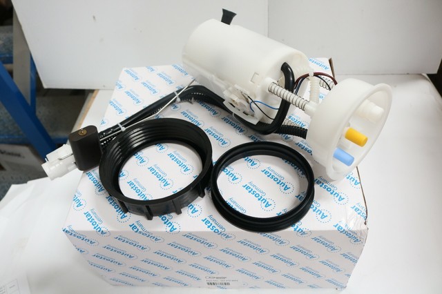 1998-2003 Mercedes-Benz Ml320 Fuel Pump Assembly OEM Part for sale ...