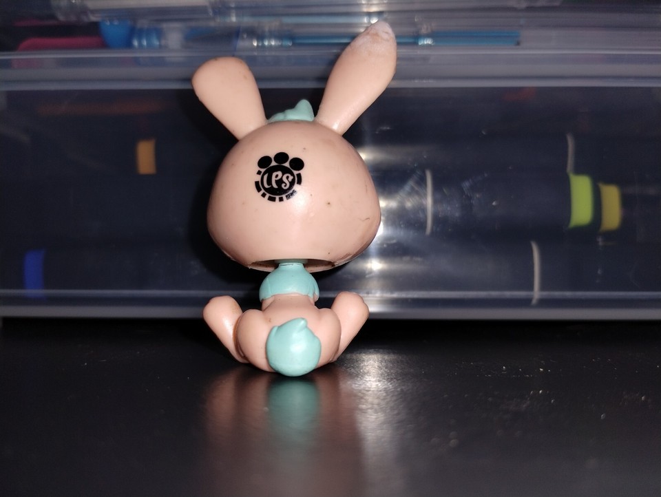 Authentic Littlest Pet Shop # 128 Sweetsie Fluffdale. LPS gen 6 Bunny ...