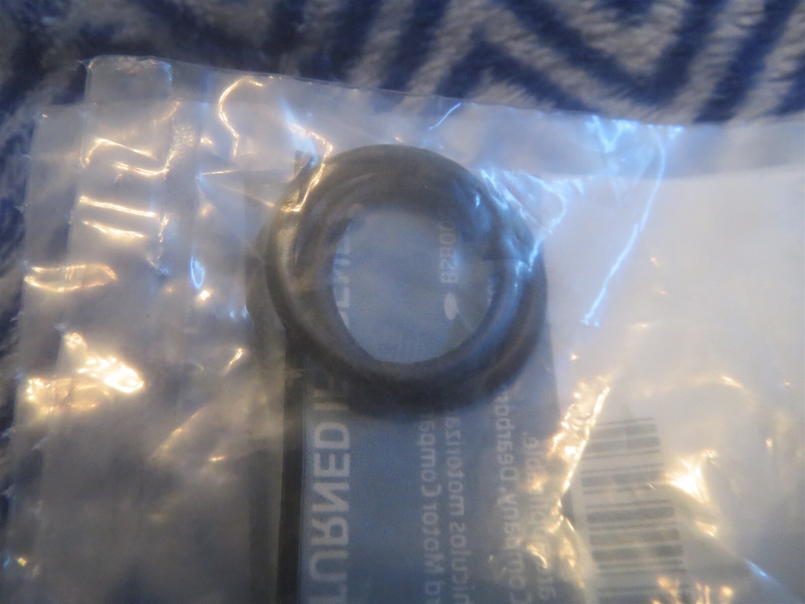 NOS FORD HARDWARE SEAL PART NUMBER AT4Z-8527-B LOT LOF 2 NEW | eBay