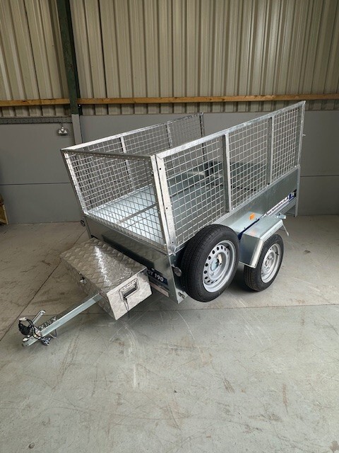 Brand new 6x4 Trailer with 3 pce cage kit £750 + VAT , Apache Trailers ...