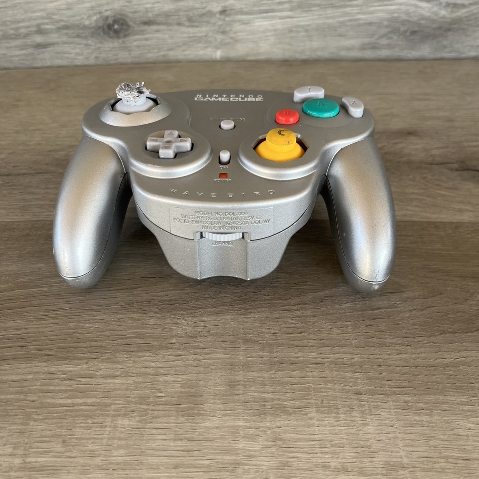 Nintendo GameCube Wavebird - Controller Only - DOL-004 Silver Platinum ...