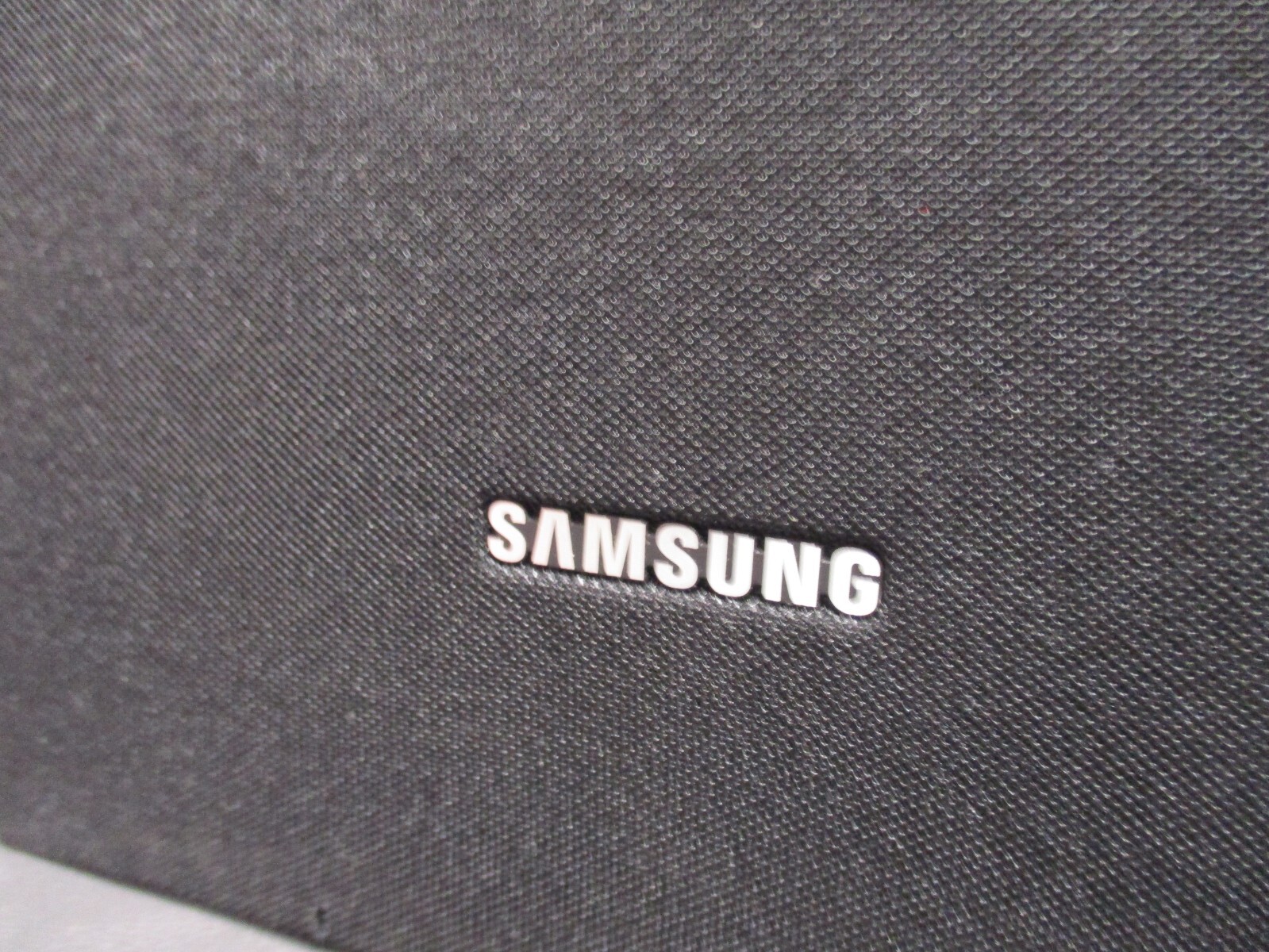 Samsung Ps-wr65b 28w Wireless Powered Subwoofer for Hw-q60r Soundbar ...