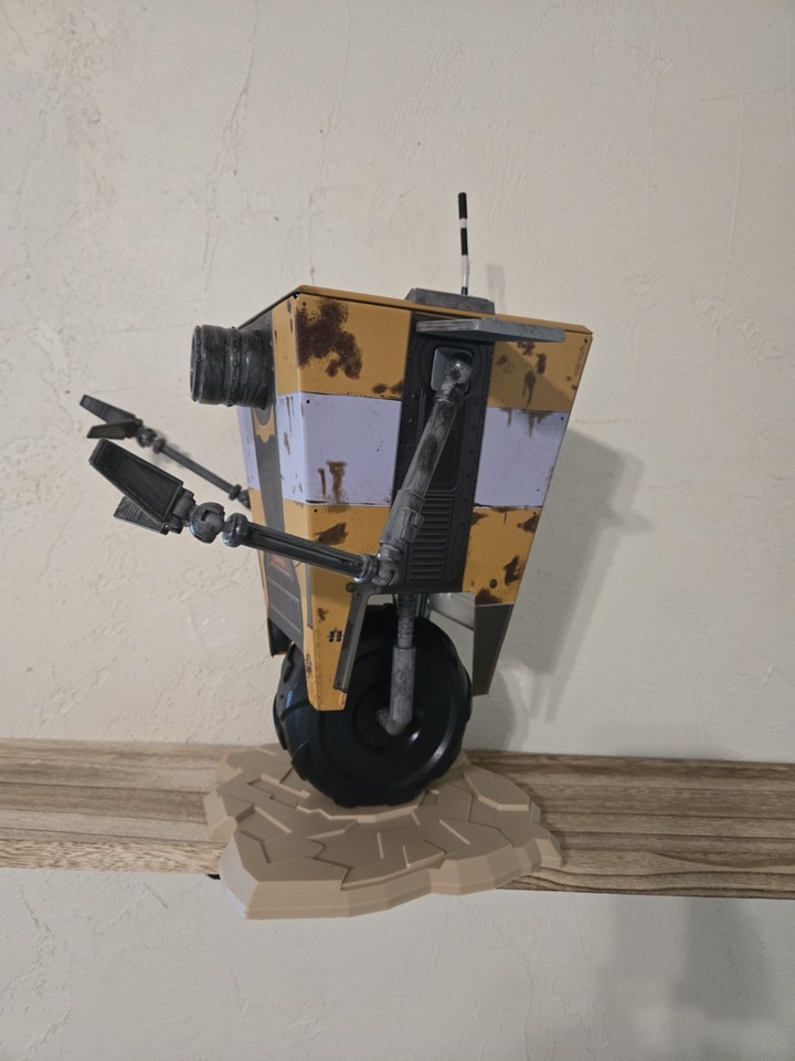 Boarderlands Popcorn Bucket AMC Exclusive *Claptrap* | eBay
