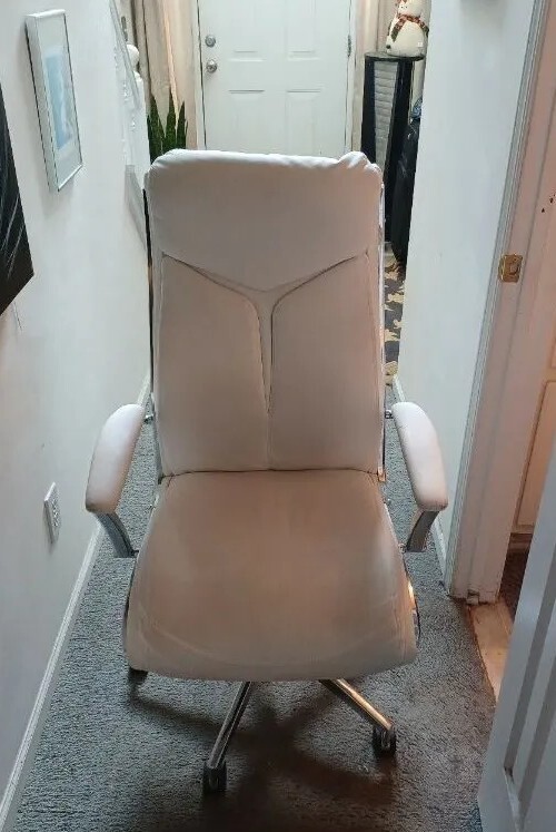 Comfortable & Stylish REALSPACE Executive Office / Gaming Chair | eBay