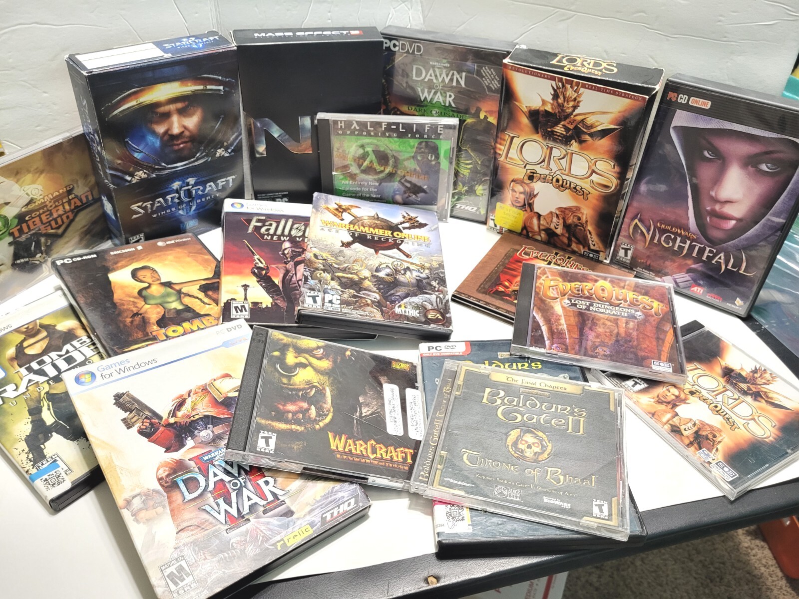 🔥 LOT 18 GAMES BIG BOX PC Lot Fallout Tomb Raider Baldur's Gate Mass ...