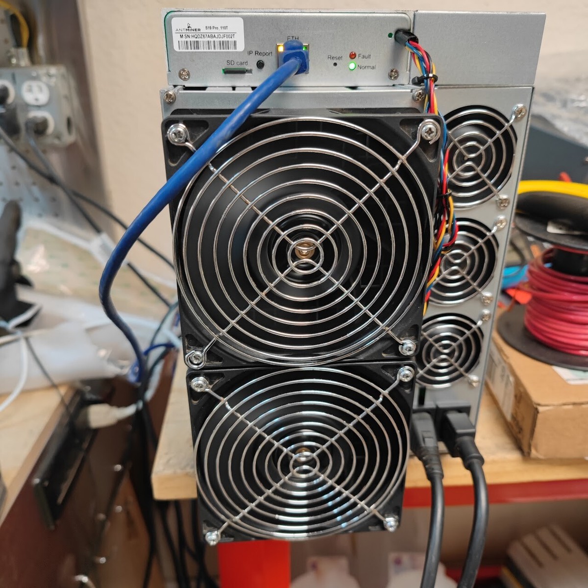 Bitmain Antminer S19 Pro 110T 3250w Bitcoin Miner USED Full Bitmain Antminer S19 Pro 110T 3250w Bitcoin Miner USED Full