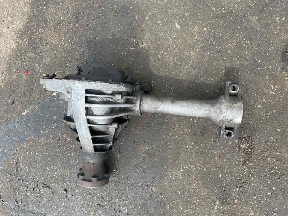 2002-2007 Jeep Liberty Front Axle Differential Carrier Assembly 3.73 ...