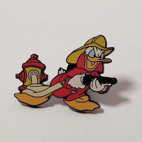 VTG HTF 2000 Disneyland Fireman Firefighter Donald Duck with Hose ...