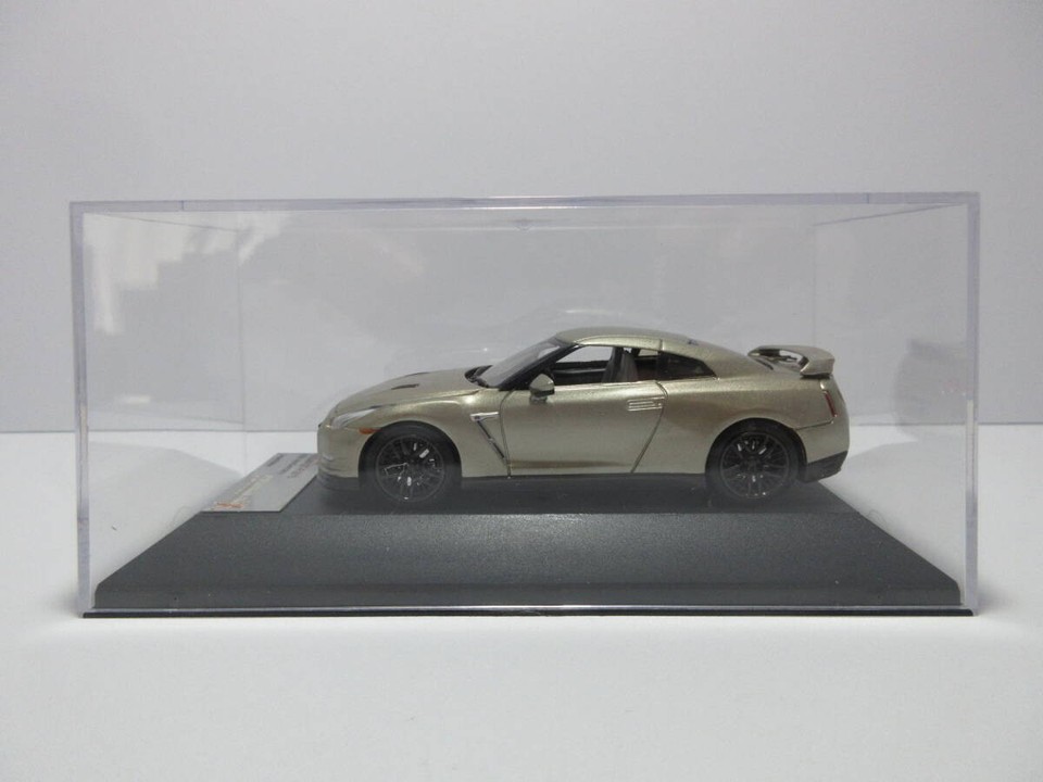 Mini car 1/43 Premium X Nissan GT-R 2015 45th Anniversary Gold model ...