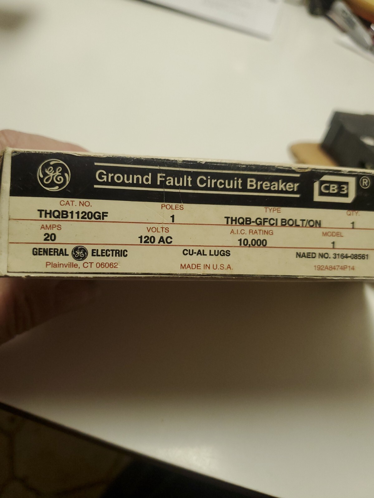 General Electric THQB1120GF Ground Fault Circuit Breaker, 1-Pole, 20 ...