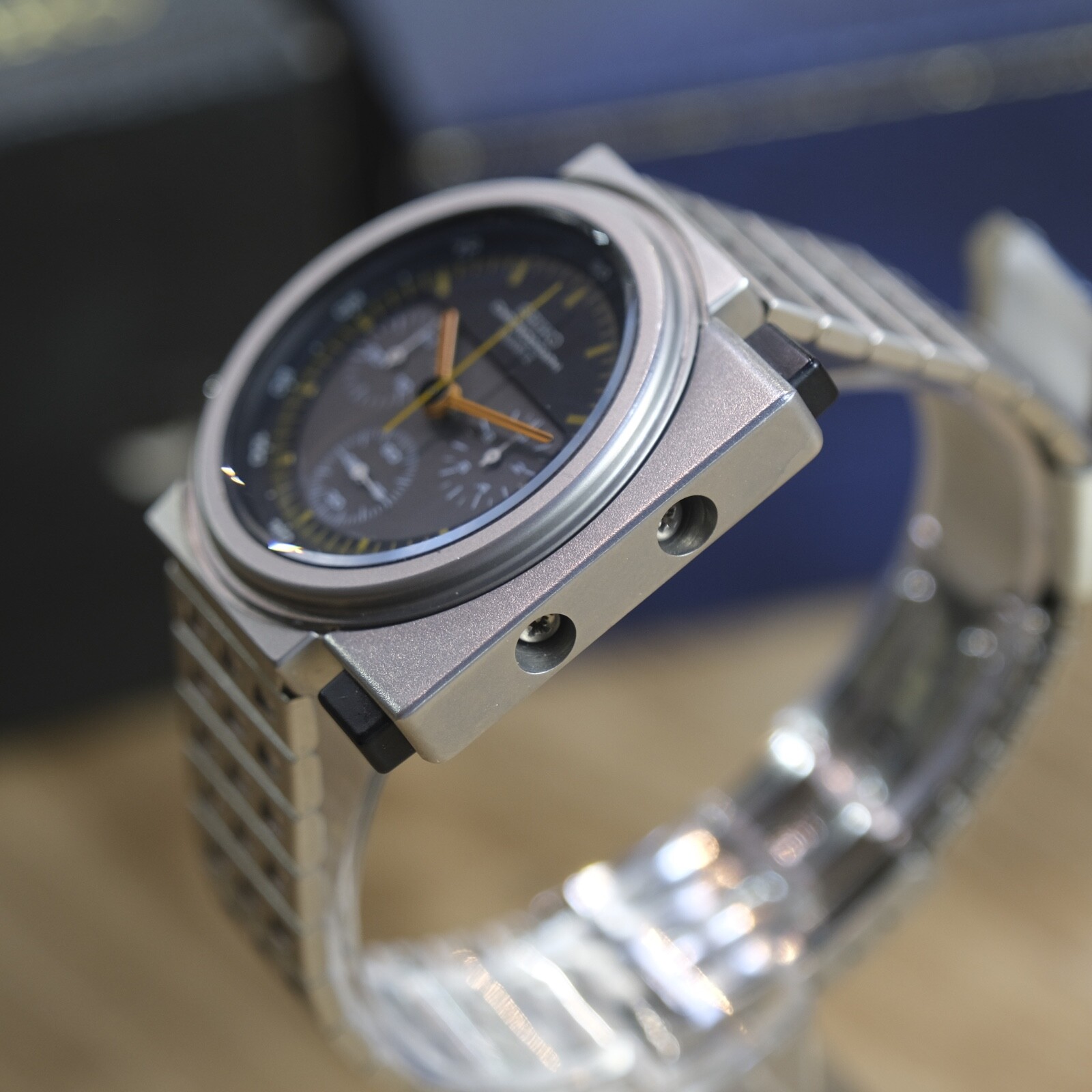 Rare 1983 Seiko Ripley 7A28-7000 Vintage Chronograph Watch Preloved – FLUF