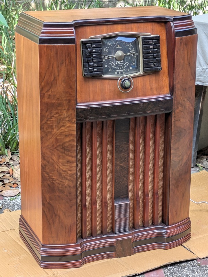 1940s Zenith 12H670 Working Antique Art Deco Wood Tube Radio Console ...