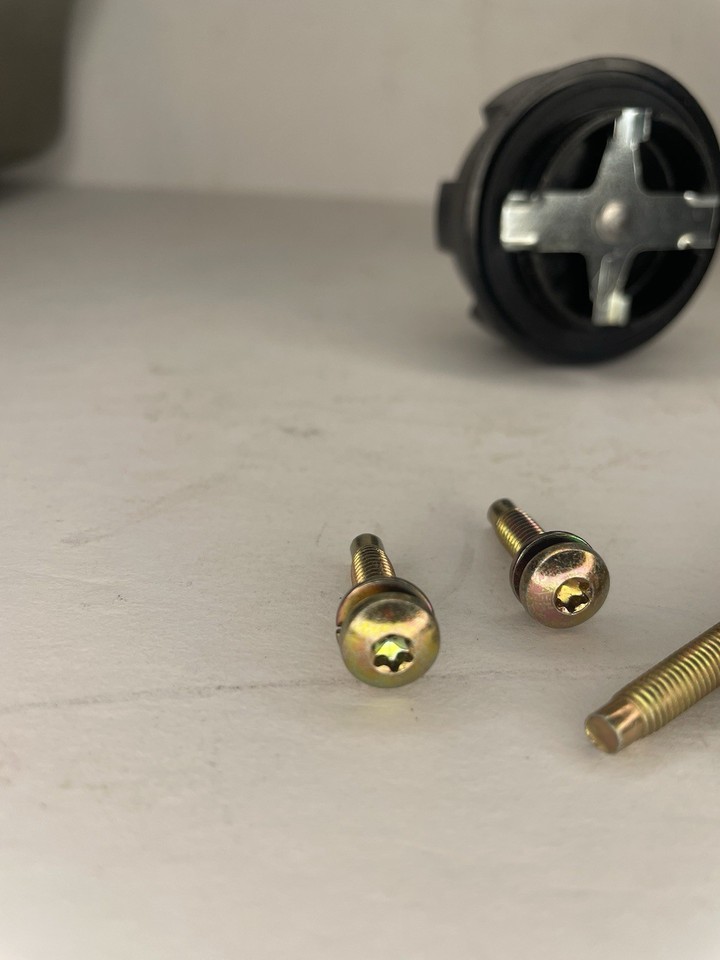 495377 OEM Briggs & Stratton Fuel Tank (276) | eBay