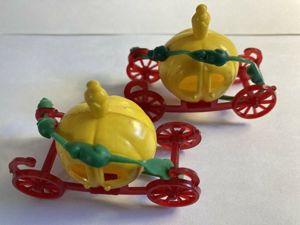 EMENEE TRANSOGRAM PLAY SET VINTAGE HARD PLASTIC CINDERELLA COACH ...