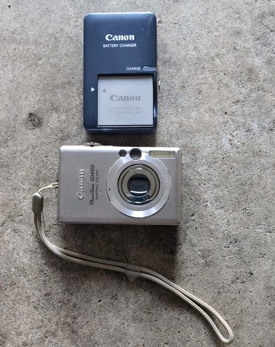 Canon PowerShot SD600 Digital ELPH 6.0MP Compact Camera Silver Tested ...