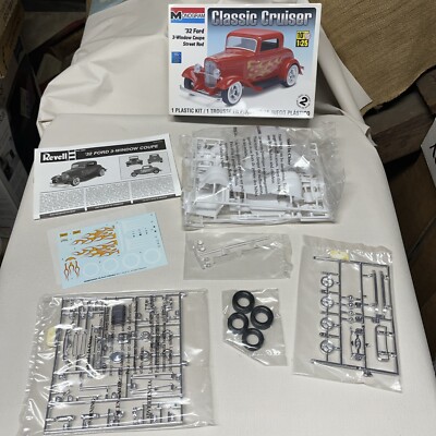 MONOGRAM 1:25 32 FORD 3 WINDOW COUPE STREET ROD MODEL KIT | eBay