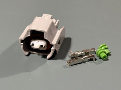 New Fuel Injector Connector Plug Housing w/ Pins (see Last Photo For ...