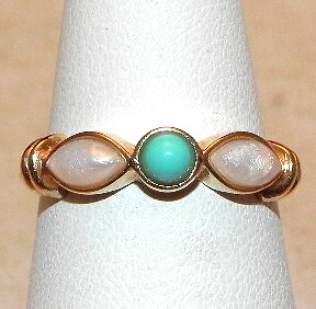 Vintage Avon Turquoise Blue Stone Gold Tone Band Ring Faux Pearl Sz 5 ...