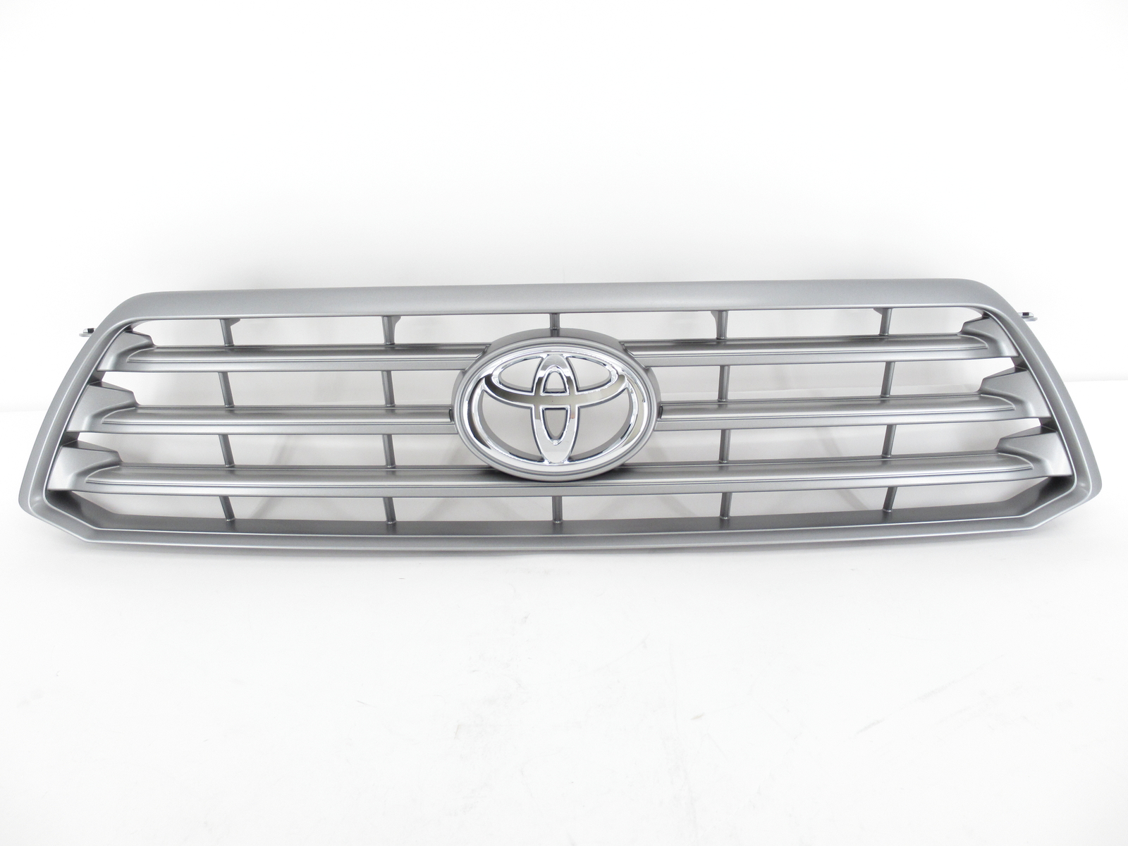 Genuine OEM Toyota 53101-0E090 Radiator Grille Assembly 2008-2011 ...