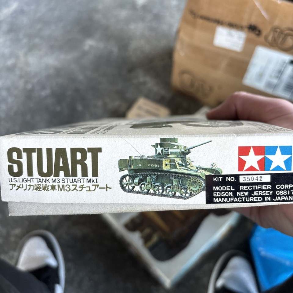 Tamiya Stuart US Light Tank M3 Model - Kit# 35042 1/35 Scale - Open ...