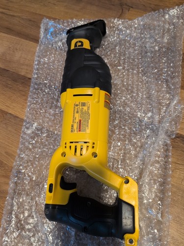 DeWALT DCS381 20V Max Cordless Battery Variable Speed Reciprocating Saw ...