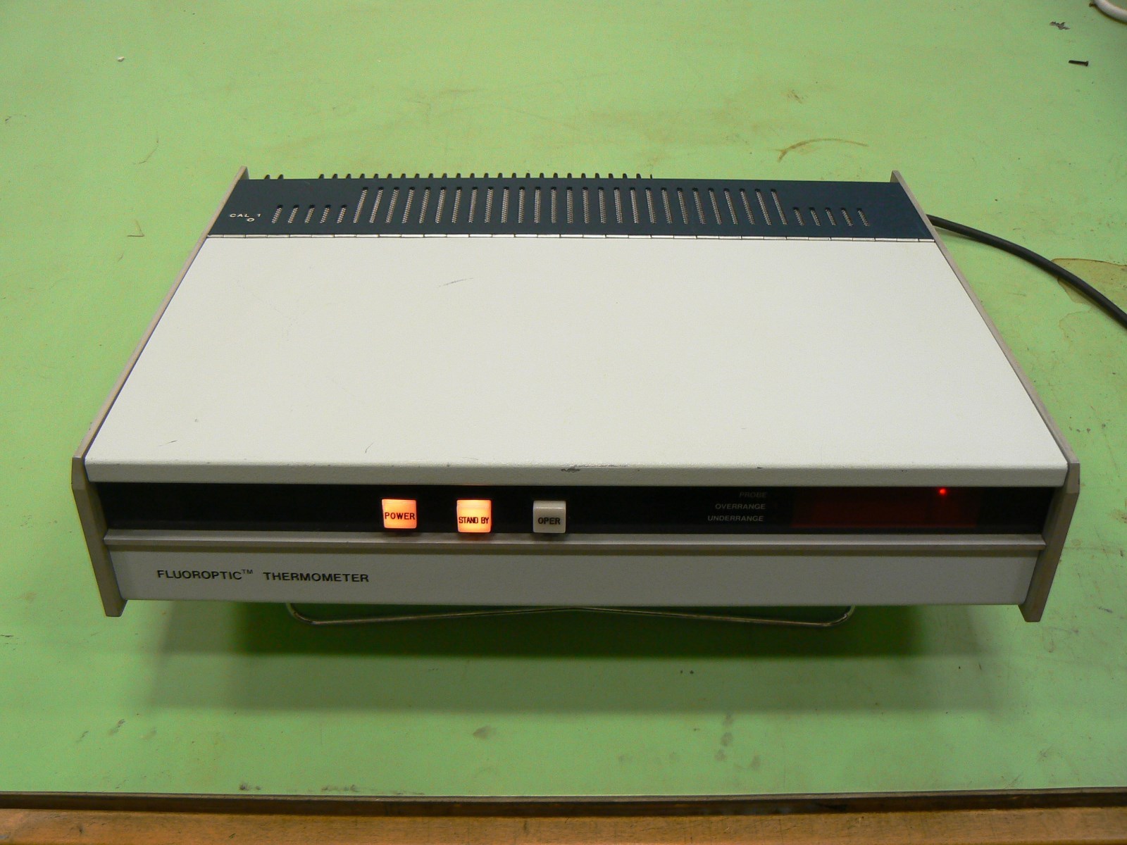 LUXTRON FLUOROPTIC THERMOMETER 1000A/S | eBay