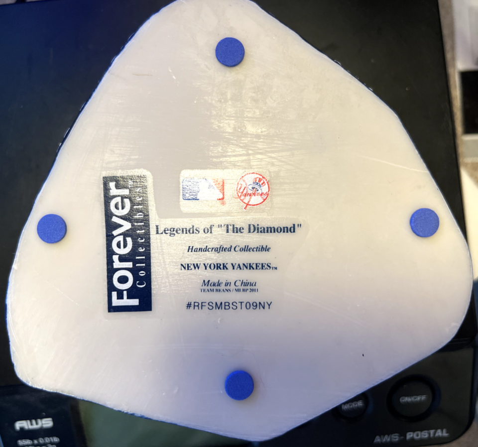 New York Yankees Forever Collectibles 3D Replica Of Yankee Stadium New ...