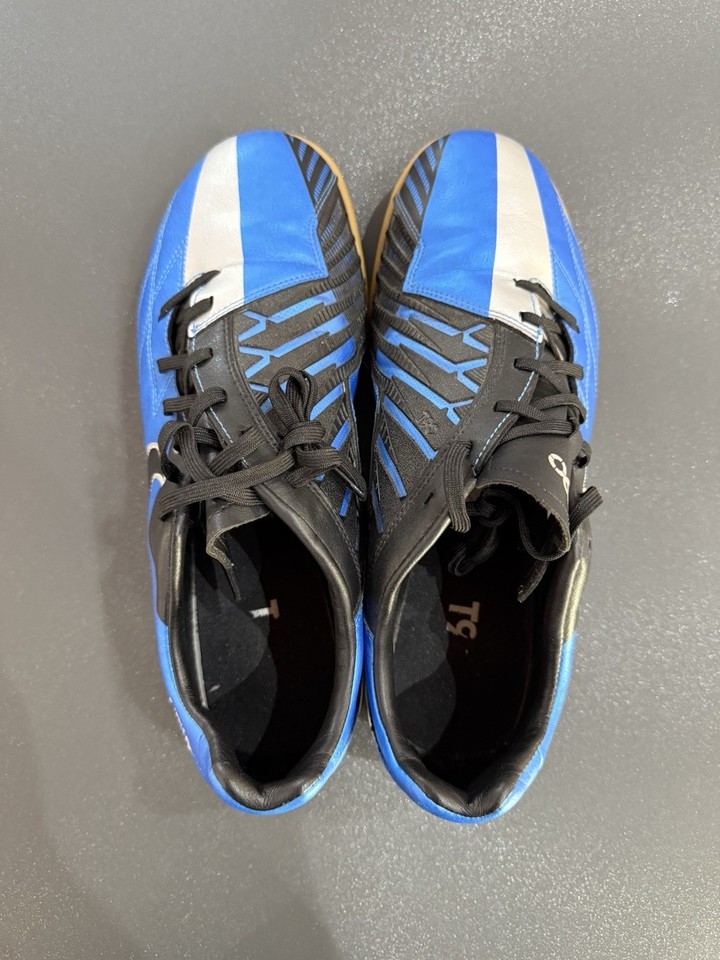 2011 Nike Total90 T90 IV Indoor Football Size US 11 | eBay