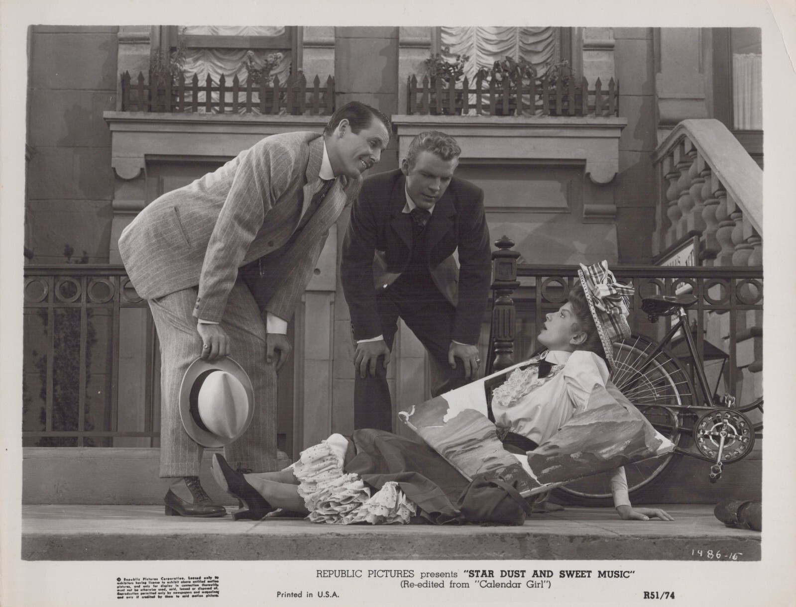 Jane Frazee + William Marshall in Calendar Girl (1947) 🎬 Vintage Photo ...
