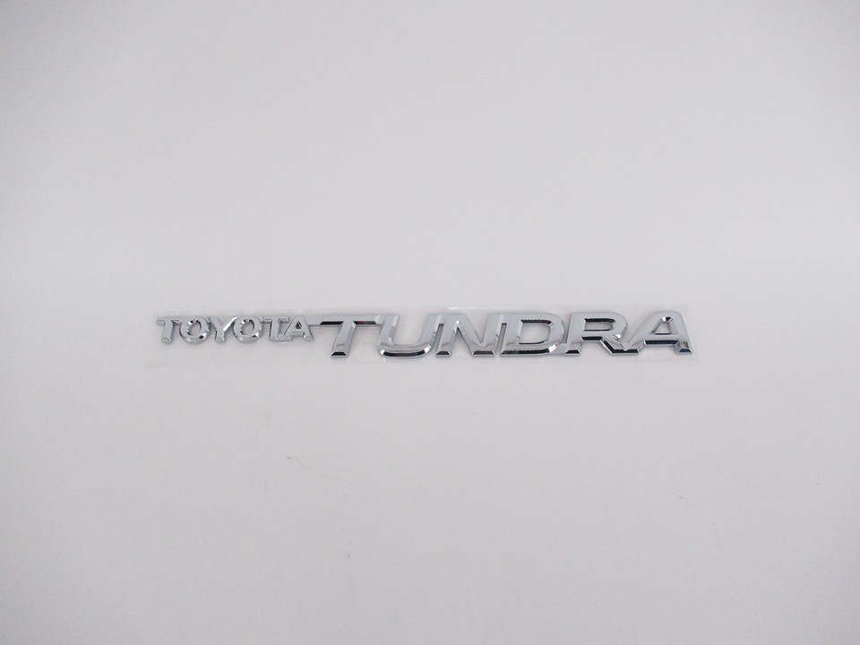 Genuine OEM Toyota 75471-0C010 "TOYOTA TUNDRA" Emblem Badge 2000-06 ...