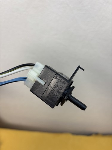 3406105 Dryer Door Switch Assembly fits Whirlpool 3405104 528947 ...