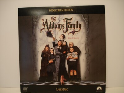 Laser Disc The Addams Family Comedy Raul Julia Anjelica Huston ...