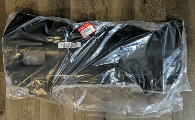 Genuine Honda Lid Front Engine Cover (lower) 74113-tla-a00 for sale ...