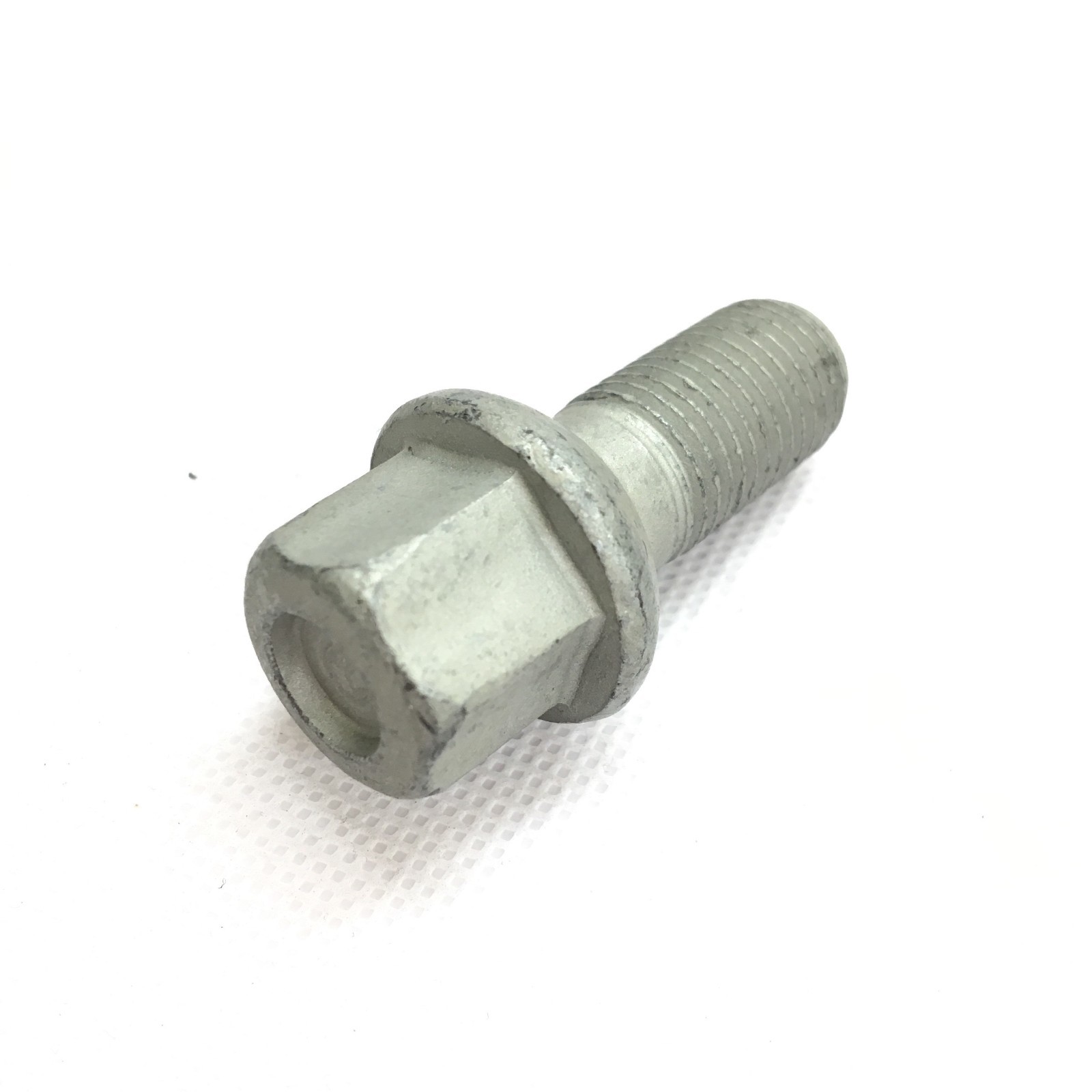 Genuine Mercedes-Benz VITO 447 Spherical Wheel Bolt Lug A0019900607 Set ...