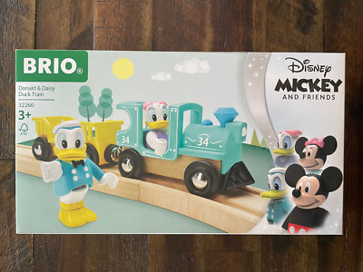 BRIO Disney Mickey and Friends Donald & Daisy Duck Train 3+ Magnet Set ...