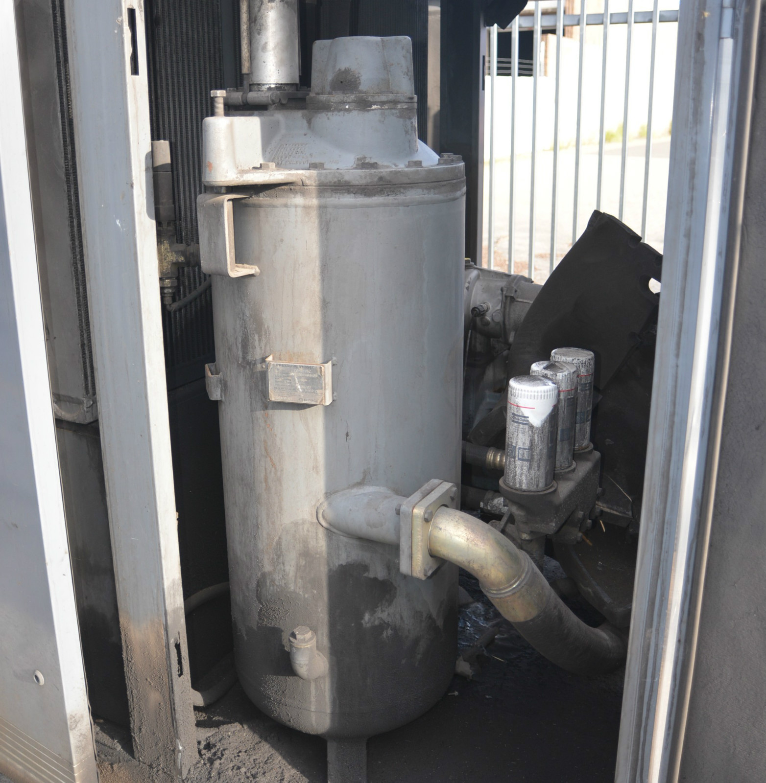 Atlas copco type CO-2275C oil separator receiver pressure vessel from ...
