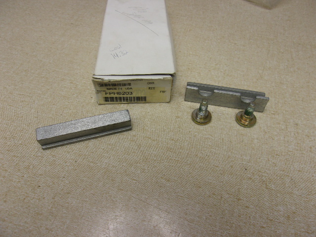 International Brake Hardware Kit FPH8203, Missing one Spring *FREE ...