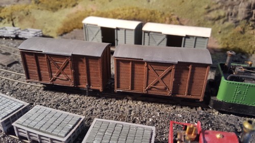 OO9/009 Closed Goods Vans - Welshpool & Llanfair Narrow Gauge Railway ...