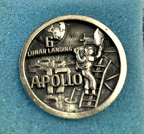 NASA Apollo 17 1972 Balfour Pewter Coin Medallion 2 Sided + Case 1.25 ...