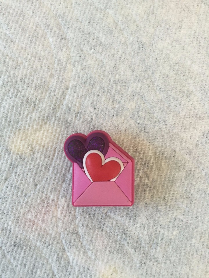 HEART JIBBITZ VALENTINE'S DAY JIBBITZ SHOE CHARMS FITS CROCS HEART SHOE ...