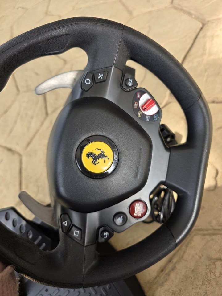 Thrustmaster T80 RW Ferrari 488 GTB Pedal Set & Thrustmaster T80 Racing ...