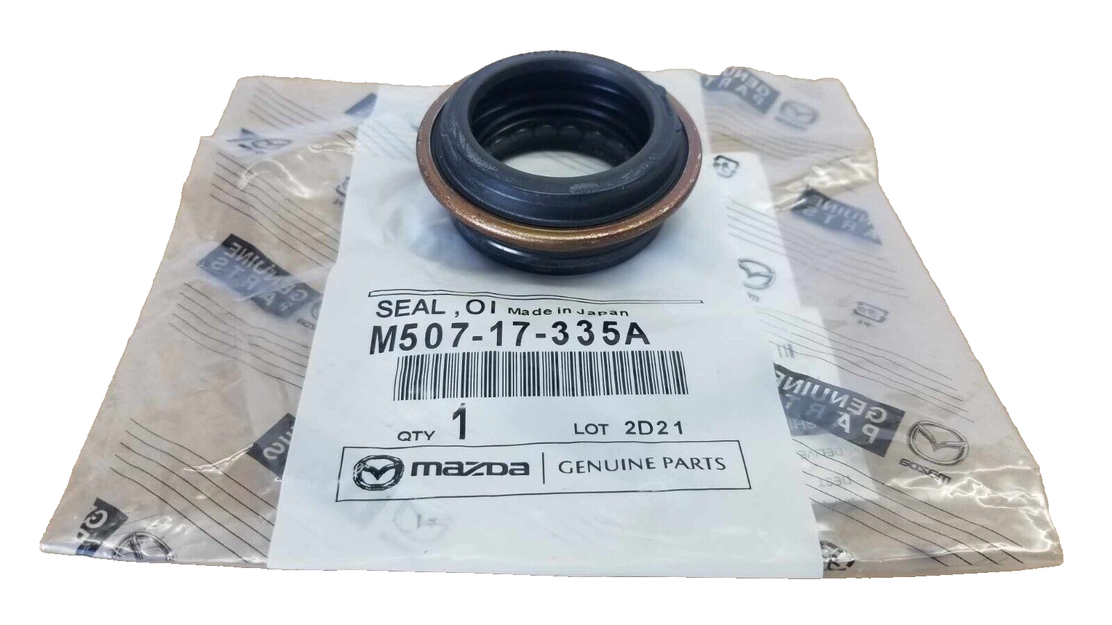 GENUINE Mazda 1990-2005 Miata MX5 Oil Seal Tailshaft 5/6 Speed M507-17 ...