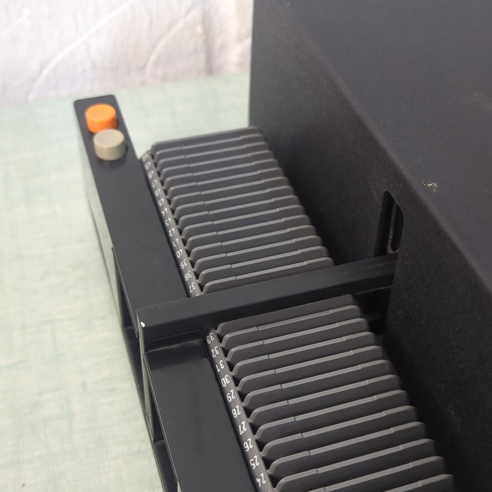 Voigtlander VP135A Slide Projector With Remote Control Vintage Camera ...