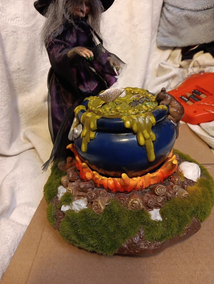 12" Witch Couldron Animated Singing Monster Mash Working Vintage ...