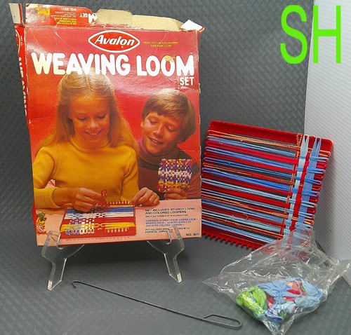 Vintage 1970s Plastic Weaving Loom Set #9911 Potholder Fabric Loopers ...