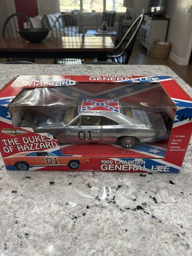 Chrome 1:18 Scale Dukes of Hazzard General Lee Diecast Car Dodge ...