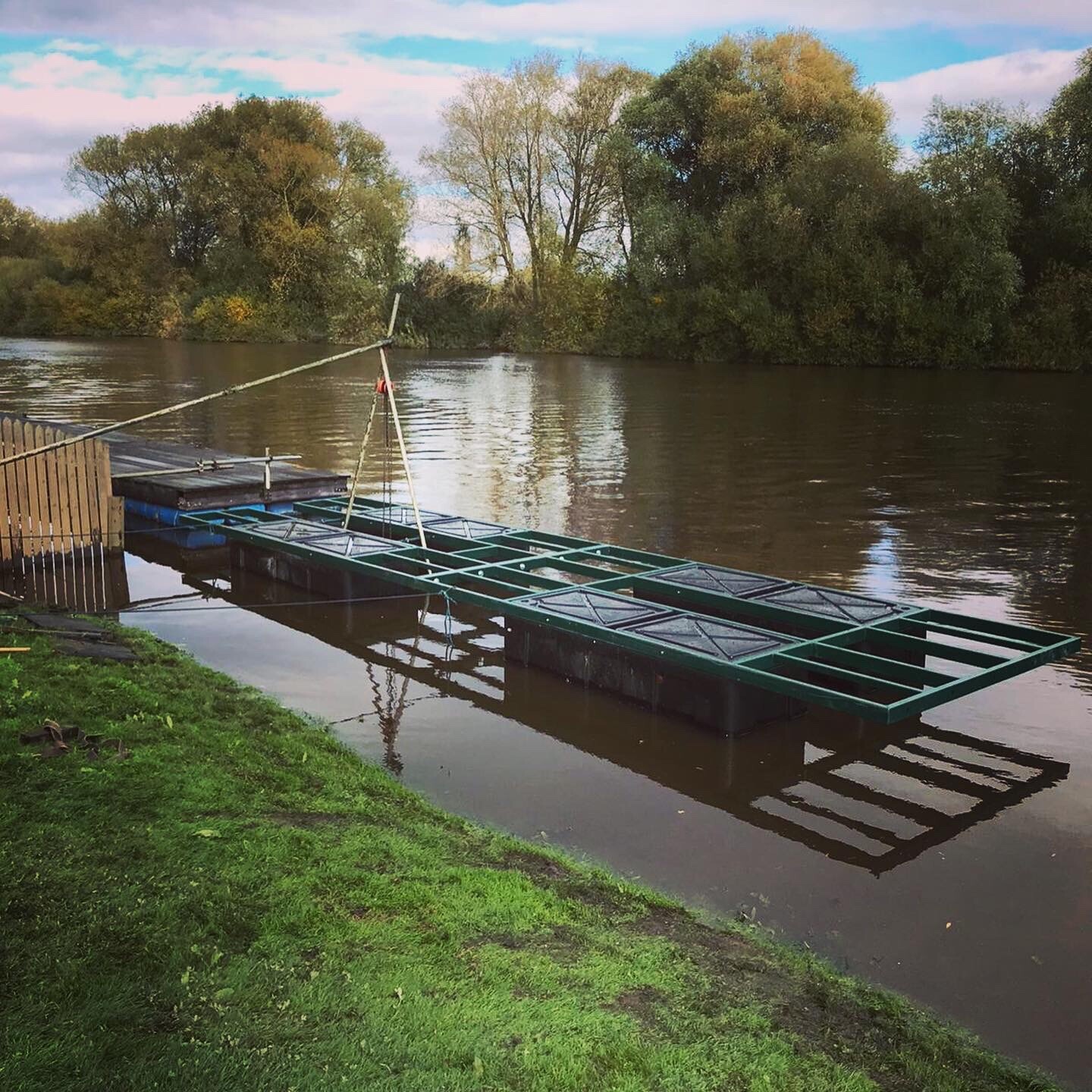 HOUSEBOAT PONTOON FLOAT SOLUTION Modular Hull Mooring Raft Tank ...